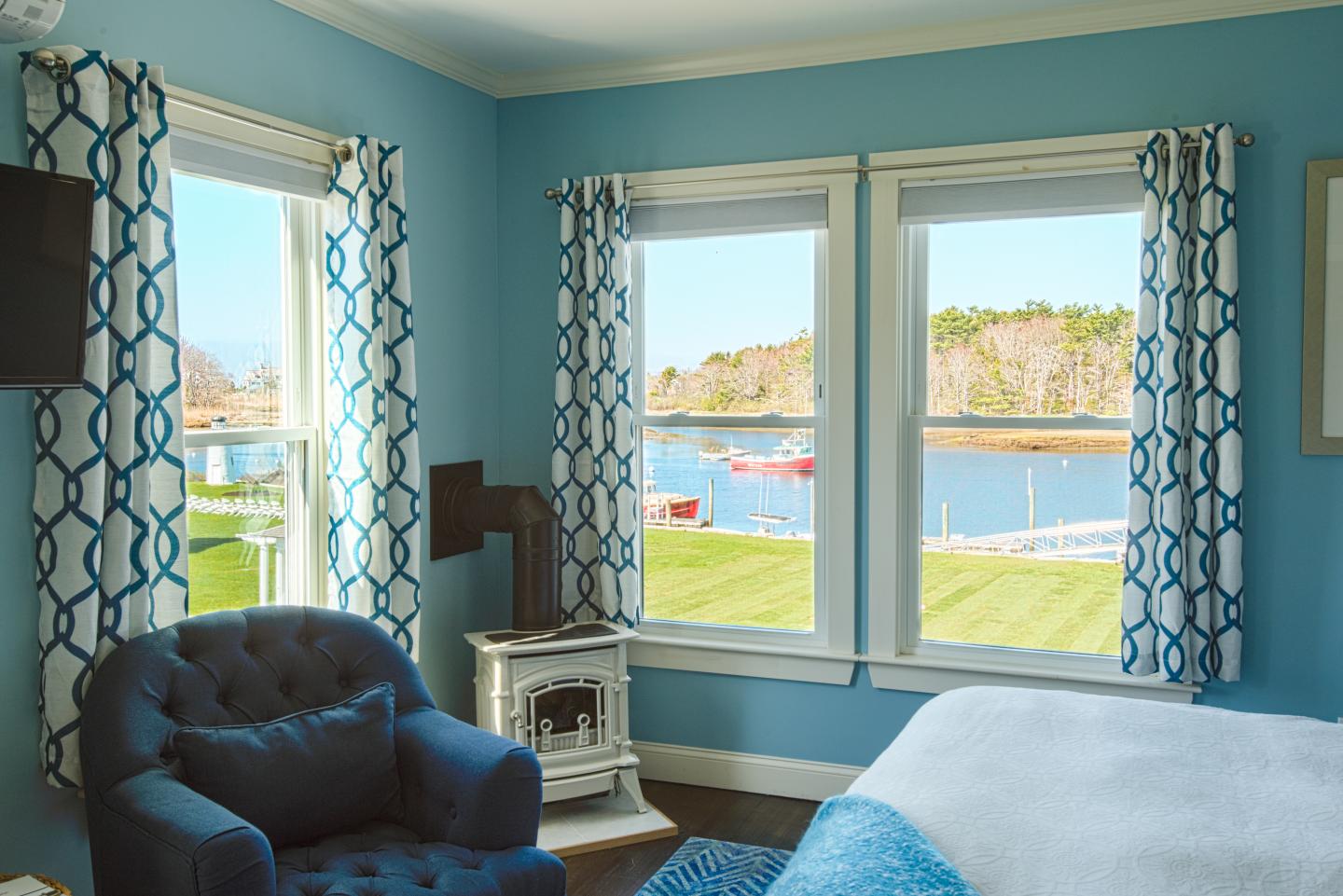 Kennebunkport, ME Lodging | Unique Vacations + Getaways at Nonantum Resort