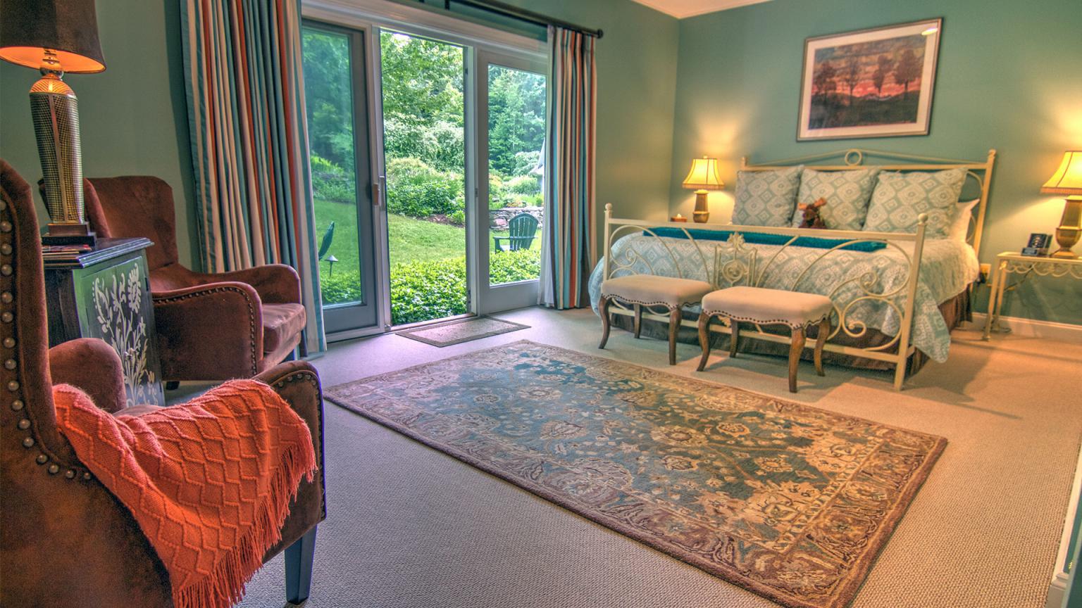 B&B Lodging in Stowe, VT | Luxury Vacations & Getaways at Stone Hill Inn