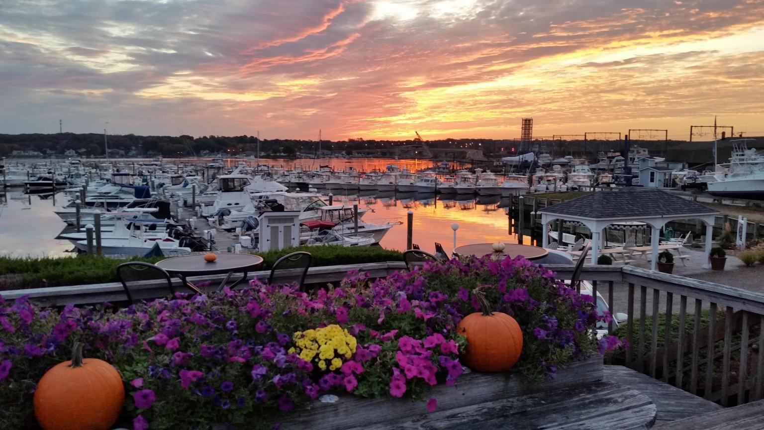 Lodging in Niantic, CT | Unique Vacations + Getaways at Inn at Harbor ...