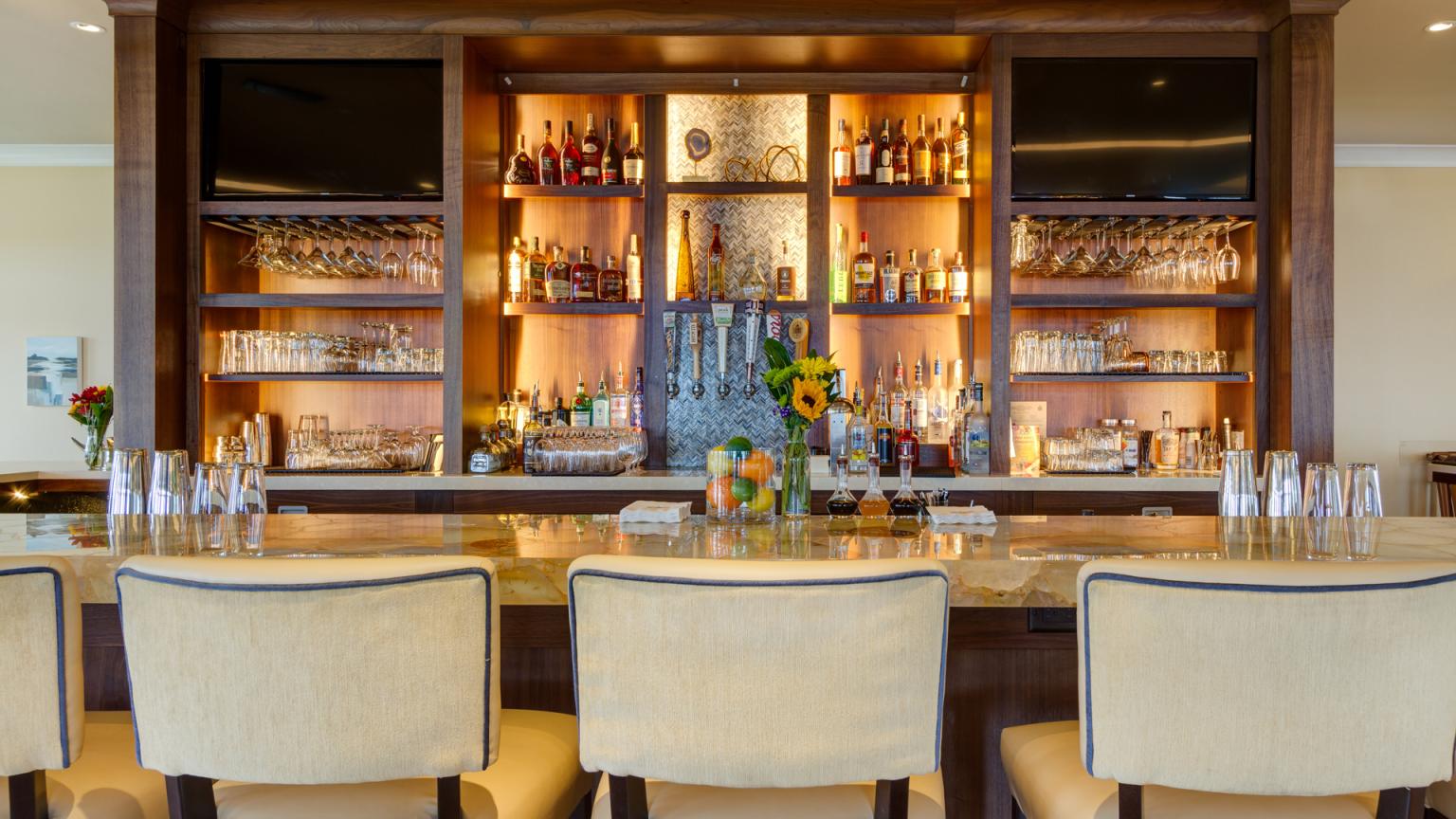 Resort Lodging in York Harbor, ME | Unique Vacations + Getaways at ...