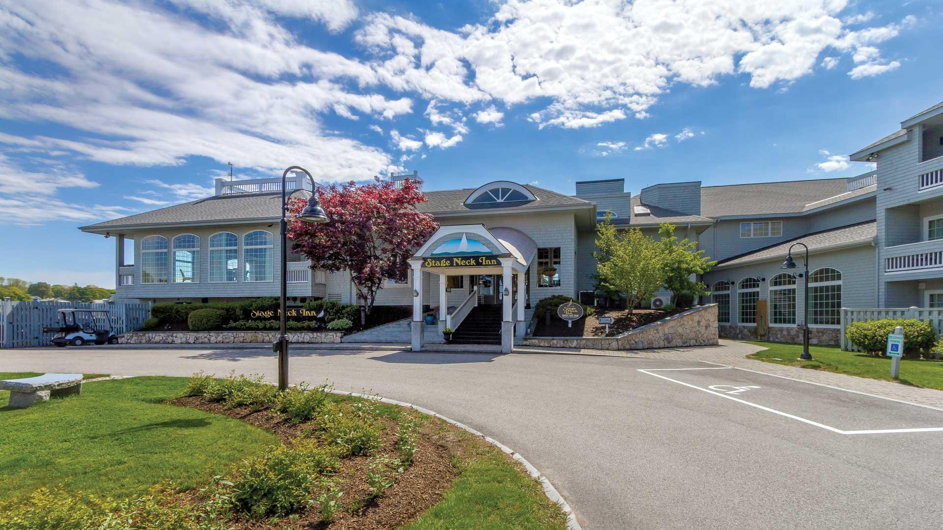 Resort Lodging in York Harbor, ME | Unique Vacations + Getaways at ...