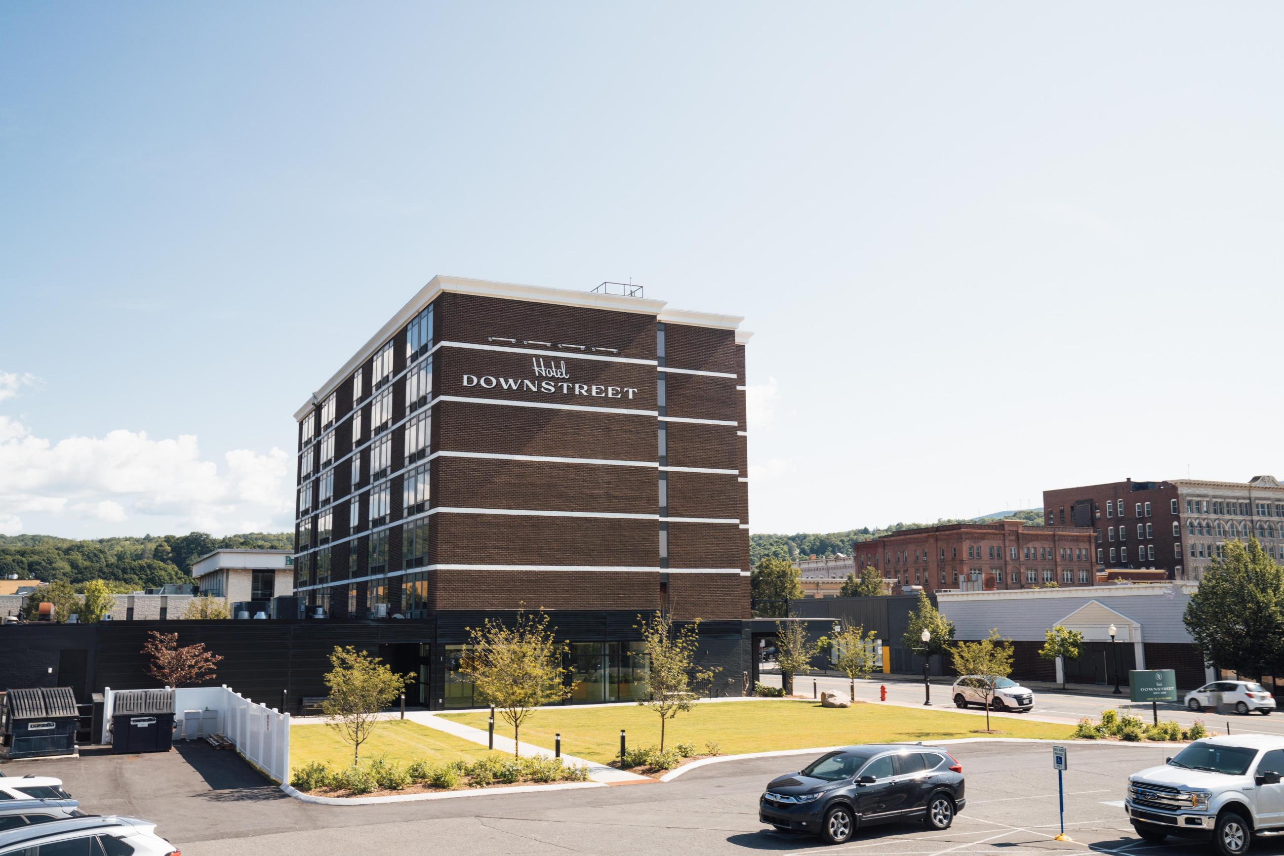 North Adams MA Hotels | North Adams Getaways at Hotel Downstreet