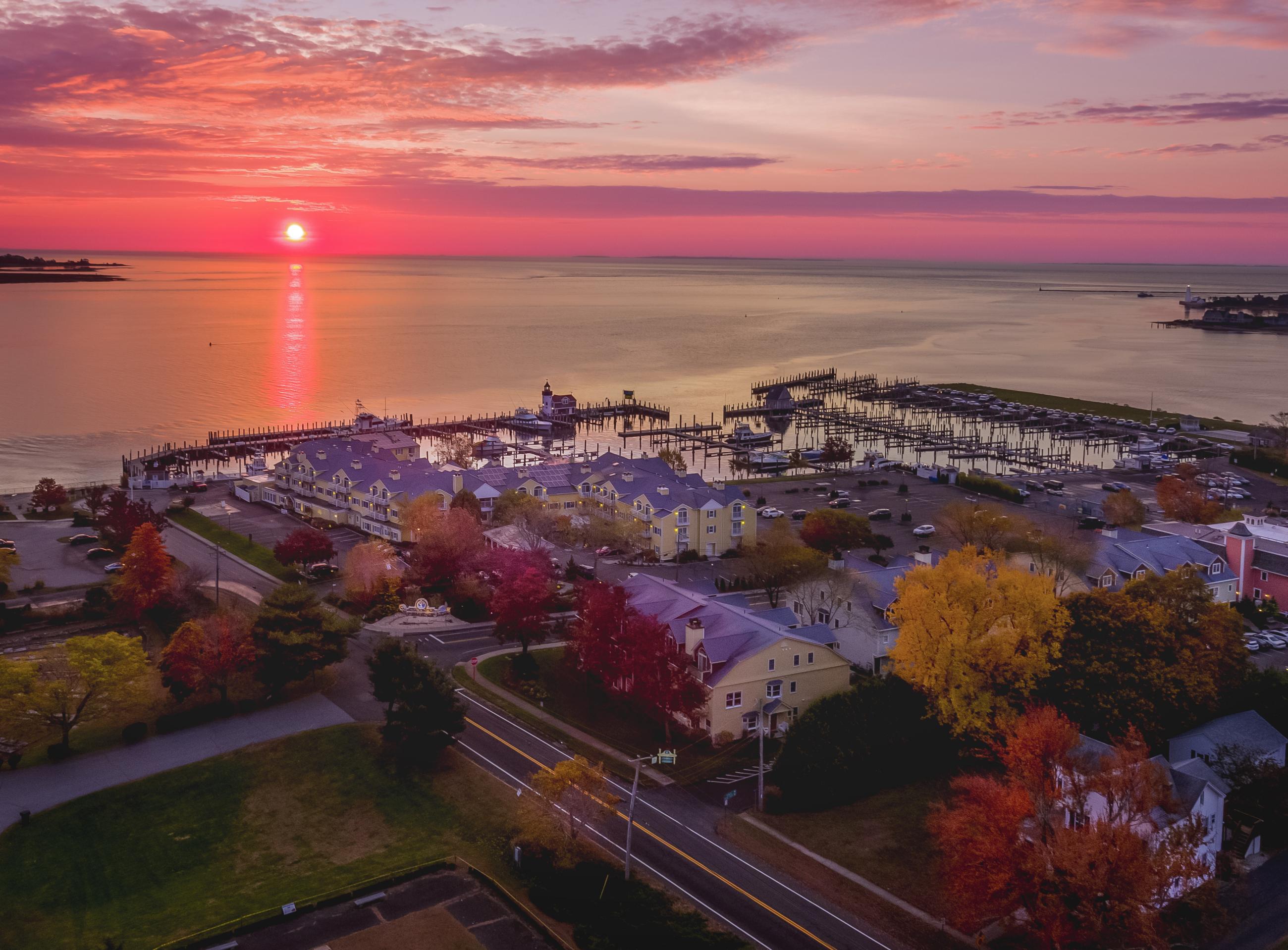 Connecticut Hotels | Vacations at the Saybrook Point Inn and Spa