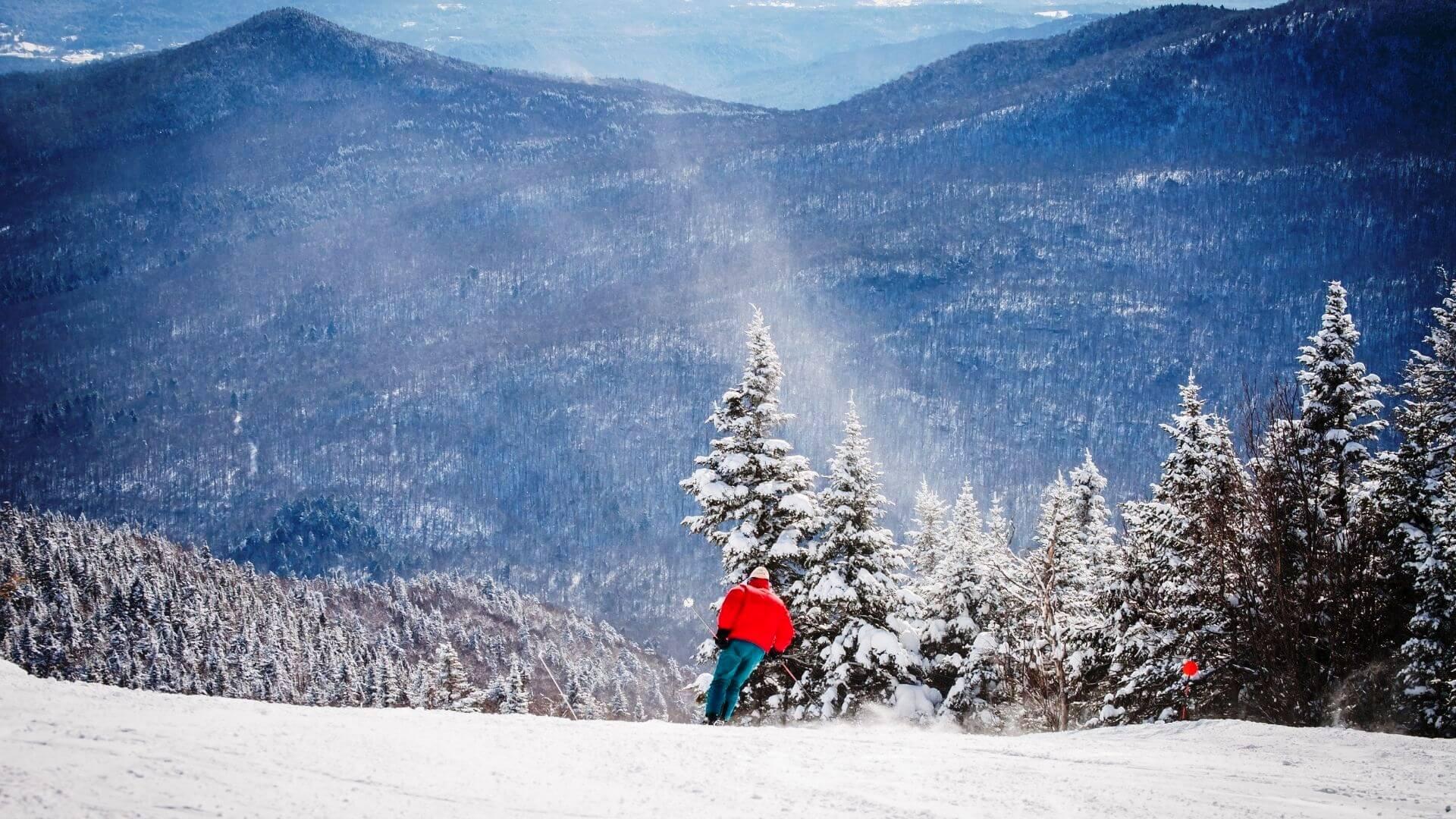 Vermont Ski Resorts: 5 Classic Vermont Ski Towns